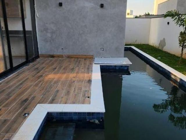 Casa de Condomínio para venda em Alphaville Nova Esplanada de 313.00m² com 3 Quartos, 3 Suites e 4 G