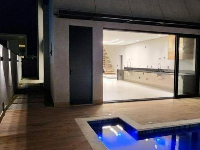 Casa de Condomínio para venda em Alphaville Nova Esplanada de 313.00m² com 3 Quartos, 3 Suites e 4 G