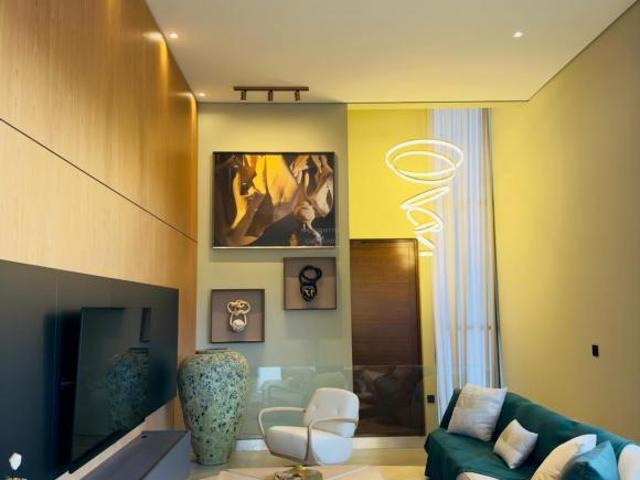 Casa de Condomínio para venda em Alphaville Nova Esplanada de 326.00m² com 4 Quartos, 4 Suites e 4 G