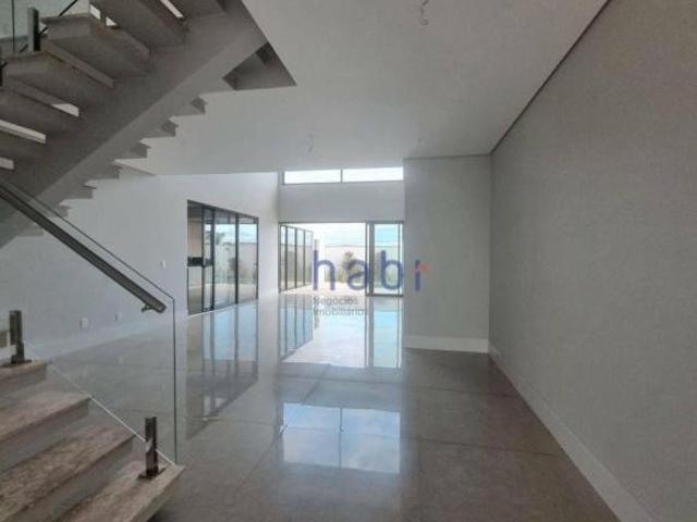 Casa de Condomínio para venda em Alphaville Nova Esplanada 3 de 466.00m² com 4 Quartos, 4 Suites e 6