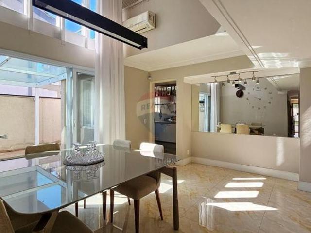 Casa de Condomínio para venda em Alphaville de 271.00m² com 4 Quartos, 2 Suites e 4 Garagens