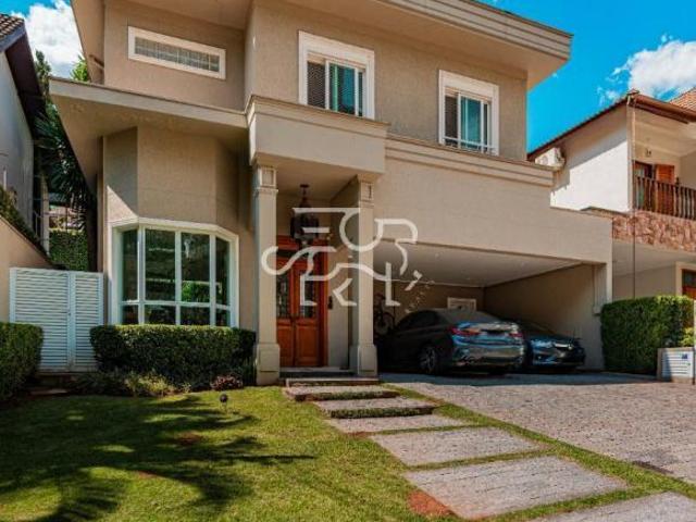 Casa de Condomínio para venda em Alphaville de 290.00m² com 3 Quartos, 3 Suites e 2 Garagens