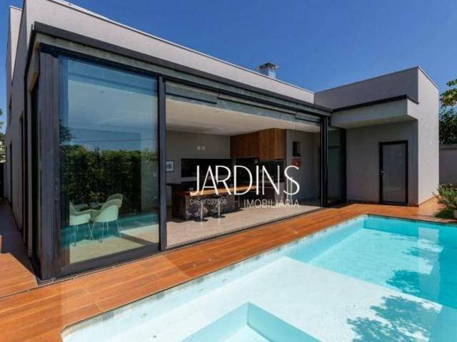 Casa de Condomínio para venda em Alphaville de 294.00m² com 4 Quartos, 4 Suites e 4 Garagens