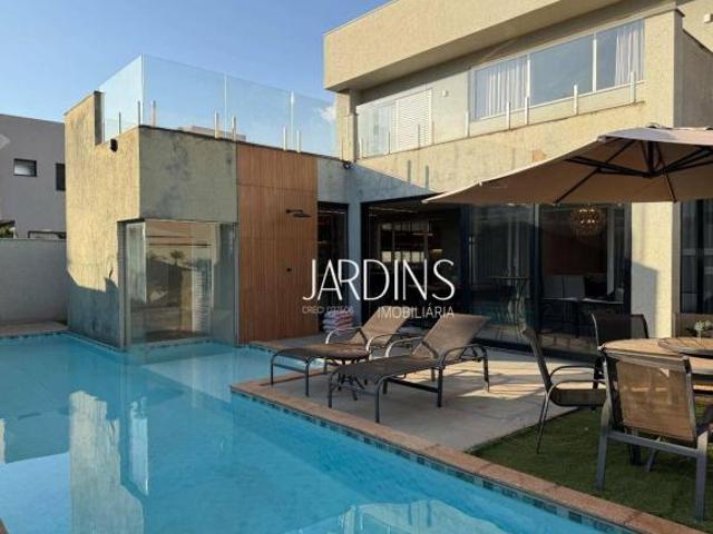 Casa de Condomínio para venda em Alphaville de 374.00m² com 4 Quartos, 4 Suites e 4 Garagens