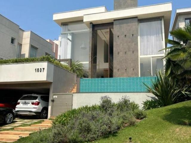 Casa de Condomínio para venda em Alphaville de 450.00m² com 4 Quartos, 4 Suites e 4 Garagens