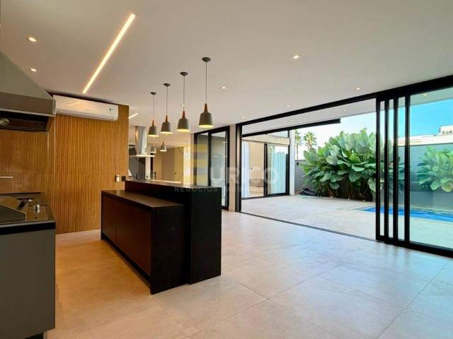 Casa de Condomínio para venda em Alphaville Dom Pedro 2 em Campinas São Paulo de 355.00m² com 4 Quartos, 4 Suítes e 4 Garagens