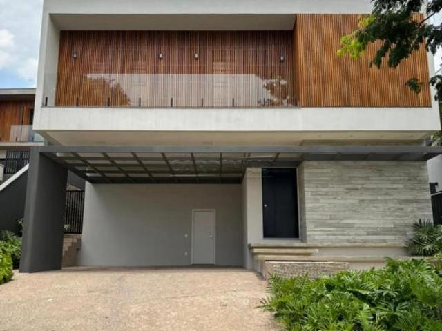 Casa de Condomínio para venda em Alphaville Dom Pedro 3 de 364.00m² com 4 Quartos, 4 Suites e 4 Gara