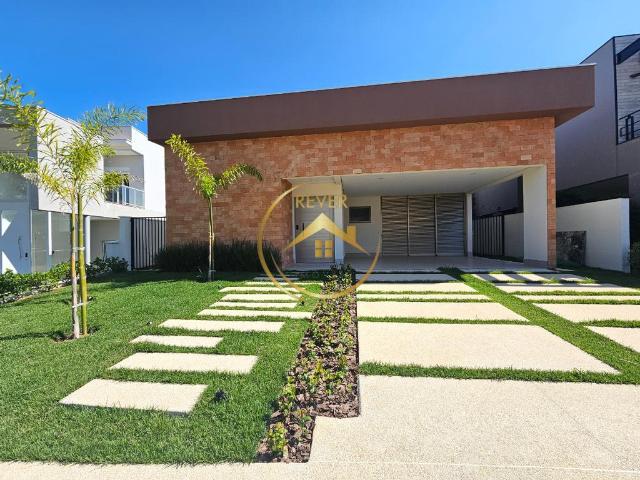 Casa de Condomínio para venda em Alphaville Dom Pedro 3 em Campinas São Paulo de 237.00m² com 3 Quartos, 3 Suítes e 4 Garagens