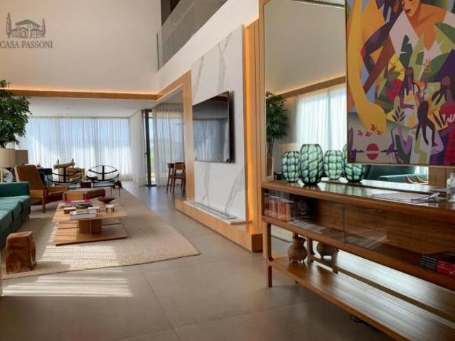 Casa de Condomínio para venda em Alphaville Dom Pedro de 288.80m² com 3 Quartos, 3 Suites e 6 Garage