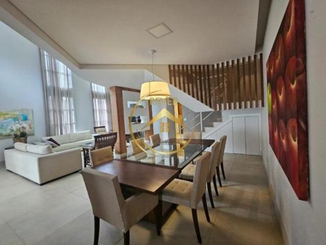 Casa de Condomínio para venda em Alphaville Dom Pedro de 360.00m² com 3 Quartos, 3 Suites e 4 Garage