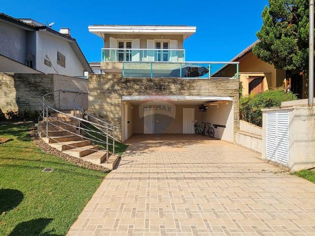 Casa de Condomínio para venda em Alphaville em Santana De Parnaíba São Paulo de 271.00m² com 4 Quartos, 2 Suítes e 4 Garagens