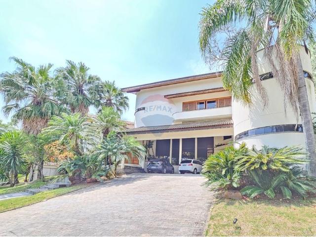 Casa de Condomínio para venda em Alphaville em Santana De Parnaíba São Paulo de 616.00m² com 5 Quartos, 5 Suítes e 7 Garagens