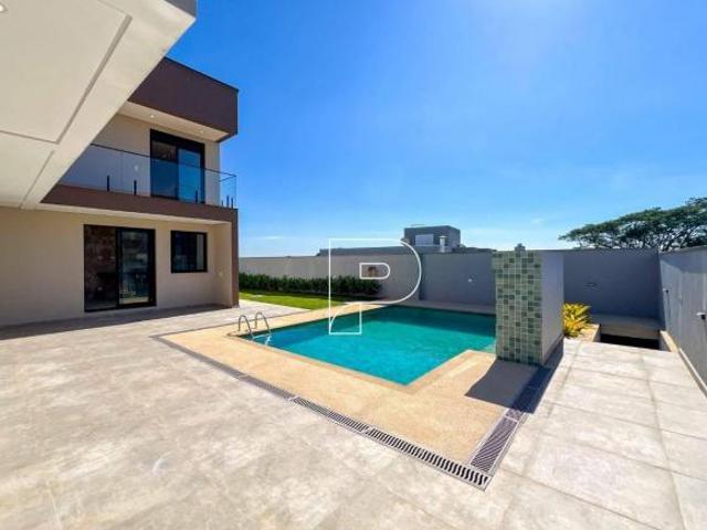 Casa de Condomínio para venda em Alphaville Granja Viana de 410.00m² com 4 Quartos, 4 Suites e 6 Gar
