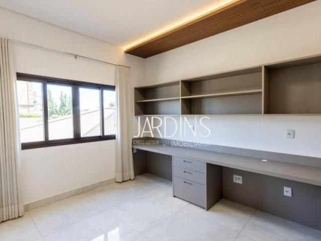 Casa de Condomínio para venda em Alphaville Iii de 514.00m² com 4 Quartos, 4 Suites e 2 Garagens