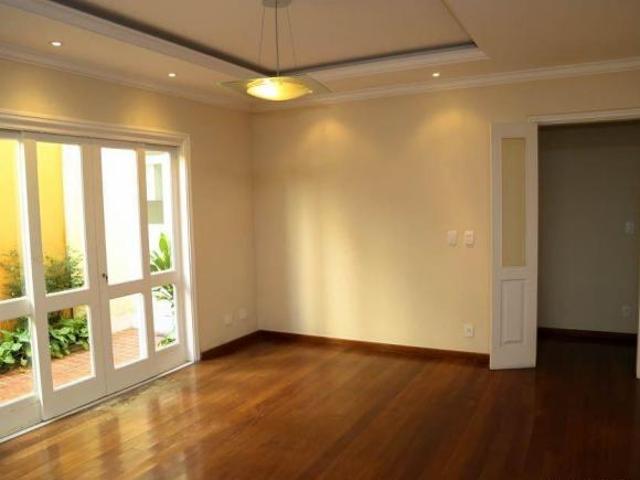 Casa de Condomínio para venda em Alto Da Boa Vista de 367.00m² com 4 Quartos, 4 Suites e 35 Garagens