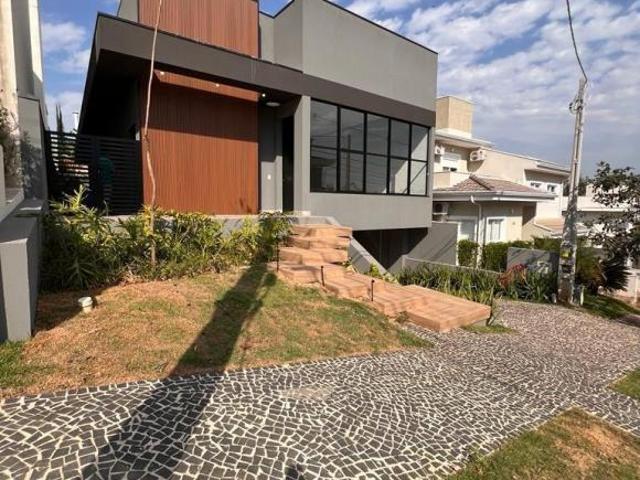 Casa de Condomínio para venda em Alto Taquaral de 282.00m² com 3 Quartos, 3 Suites e 4 Garagens