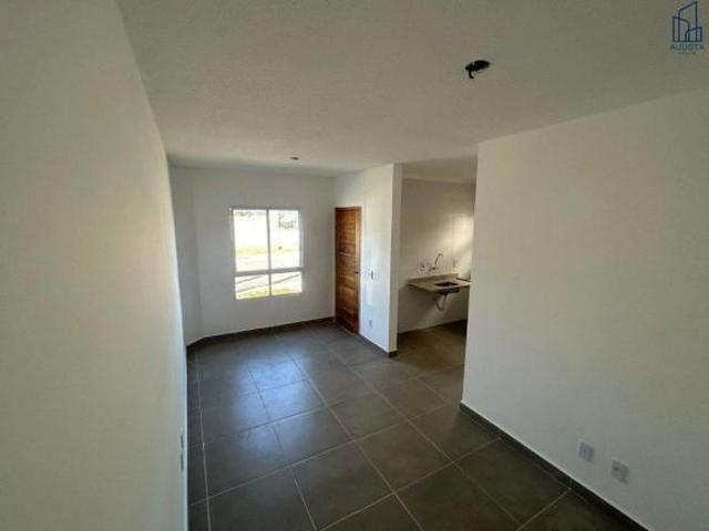 Casa de Condomínio para venda em Aparecidinha de 55.00m² com 2 Quartos e 2 Garagens