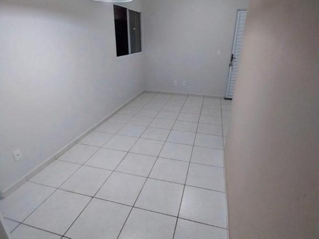 Casa de Condomínio para venda em Aparecidinha de 75.00m² com 2 Quartos e 2 Garagens