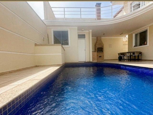 Casa de Condomínio para venda em Aparecidinha em Sorocaba São Paulo de 277.00m² com 3 Quartos, 1 Suíte e 4 Garagens