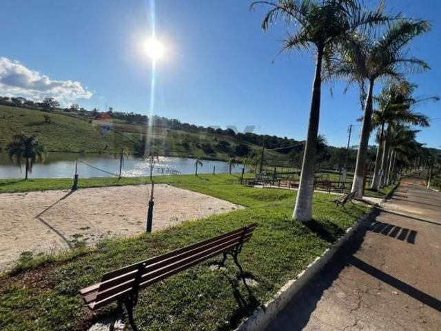 Casa de Condomínio para venda em Araçás de 106.00m² com 3 Quartos, 1 Suite e 2 Garagens