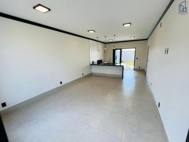 Casa de Condomínio para venda em Araçoiaba da Serra de 133.00m² com 3 Quartos, 1 Suite e 4 Garagens