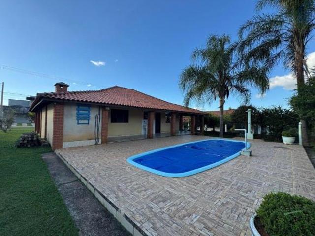 Casa de Condomínio para venda em Araçoiaba da Serra de 234.00m² com 2 Quartos, 1 Suite e 2 Garagens