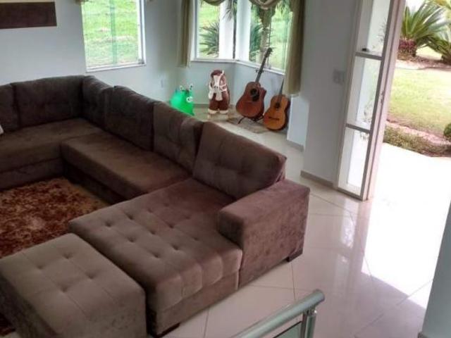Casa de Condomínio para venda em Araçoiaba da Serra de 240.00m² com 2 Quartos, 1 Suite e 5 Garagens