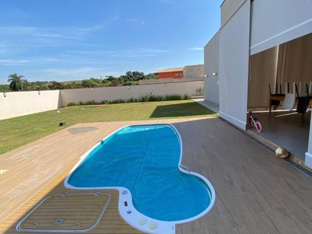 Casa de Condomínio para venda em Araçoiaba da Serra de 321.74m² com 3 Quartos, 2 Suites e 2 Garagens