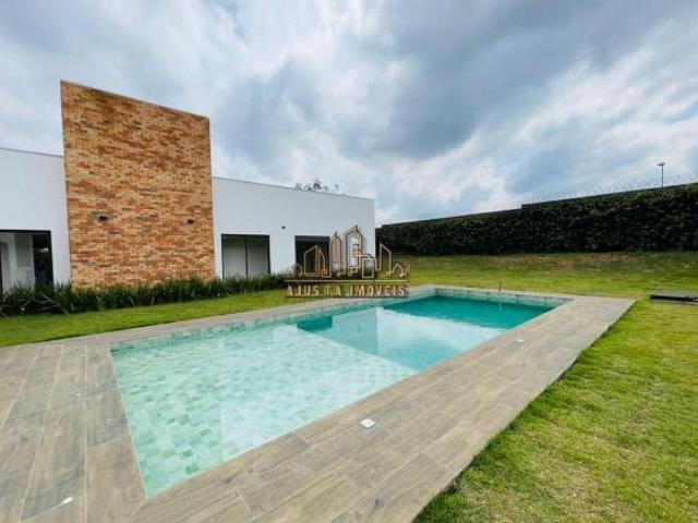 Casa de Condomínio para venda em Araçoiaba da Serra de 366.00m² com 4 Quartos, 4 Suites e 6 Garagens