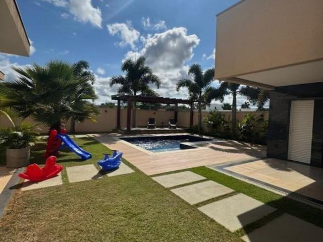 Casa de Condomínio para venda em Araçoiaba da Serra de 400.00m² com 4 Quartos, 4 Suites e 4 Garagens