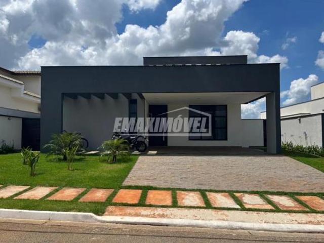 Casa de Condomínio para venda em Araçoiabinha de 261.00m² com 4 Quartos, 2 Suites e 5 Garagens