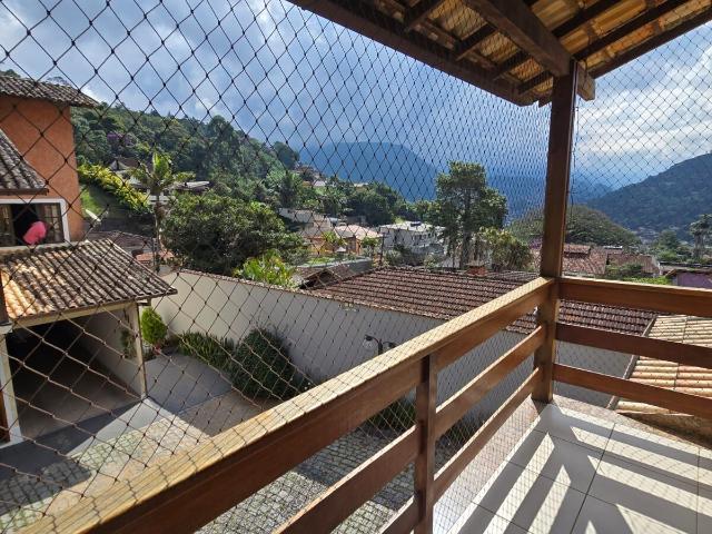 Casa de Condomínio para venda em Araras em Teresópolis Rio de Janeiro de 180.00m² com 3 Quartos, 1 Suíte e 2 Garagens