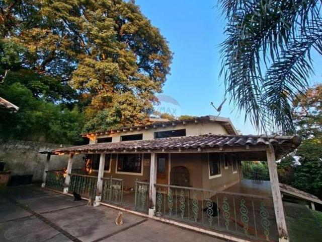 Casa de Condomínio para venda em Área Rural De Valinhos de 360.00m² com 3 Quartos e 2 Suites