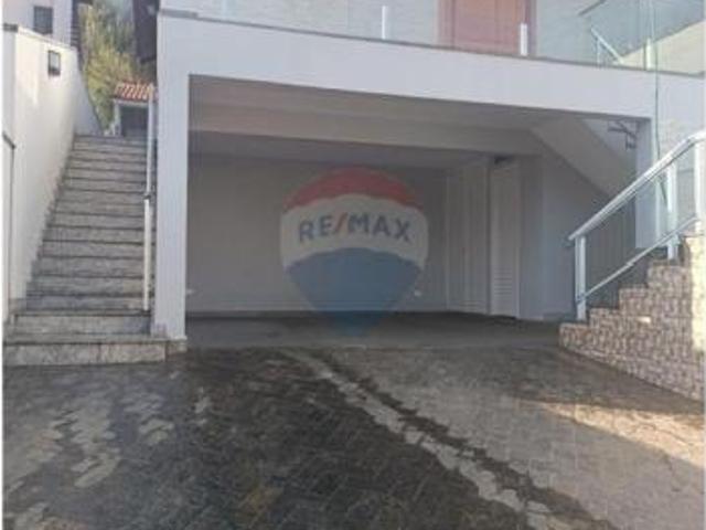 Casa de Condomínio para venda em Arujázinho Iv de 275.00m² com 3 Quartos e 3 Suites