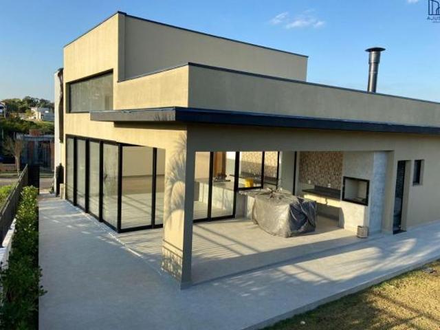 Casa de Condomínio para venda em Bela Vista de 251.65m² com 3 Quartos, 3 Suites e 4 Garagens