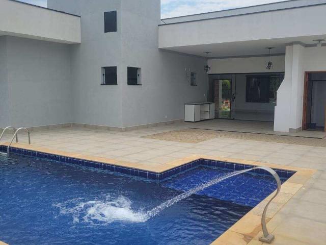 Casa de Condomínio para venda em Bela Vista em Pindamonhangaba São Paulo de 204.00m² com 3 Quartos, 1 Suíte e 4 Garagens