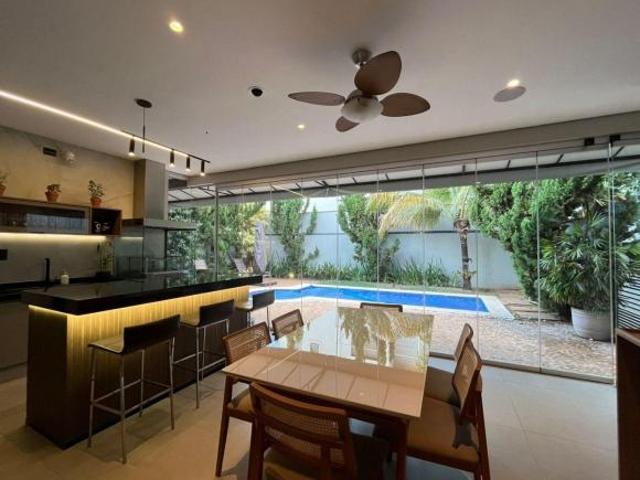 Casa de Condomínio para venda em Bonfim Paulista de 255.00m² com 3 Quartos, 3 Suites e 4 Garagens