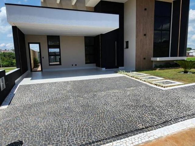 Casa de Condomínio para venda em Boa Esperança de 185.00m² com 3 Quartos, 3 Suites e 4 Garagens