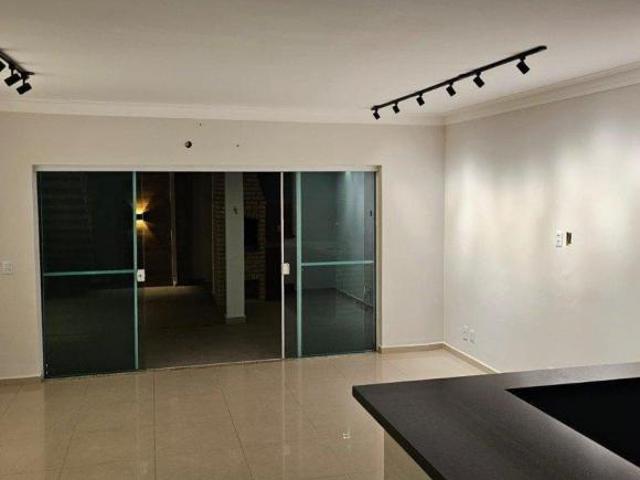 Casa de Condomínio para venda em Boa Vista de 146.00m² com 3 Quartos, 1 Suite e 2 Garagens