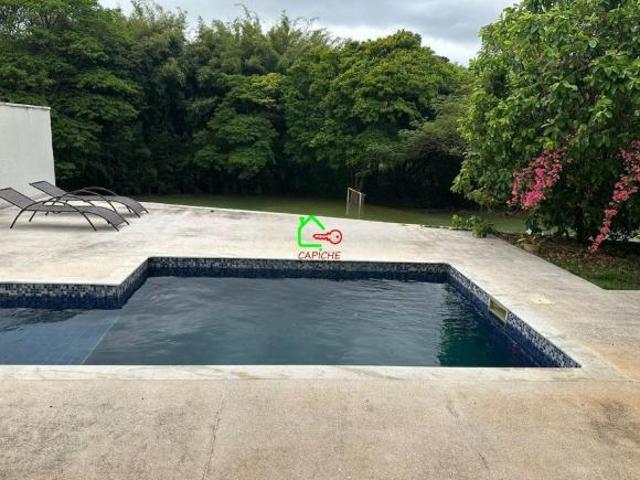 Casa de Condomínio para venda em Bosque de 226.00m² com 3 Quartos, 3 Suites e 4 Garagens