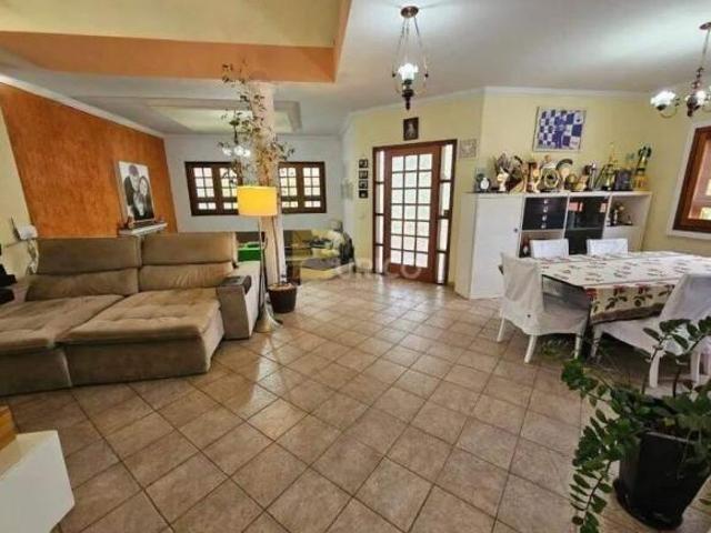 Casa de Condomínio para venda em Bosque de 268.00m² com 4 Quartos, 2 Suites e 4 Garagens