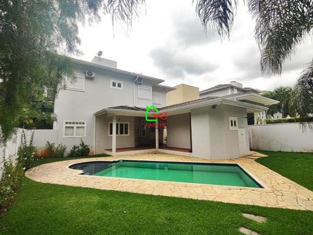 Casa de Condomínio para venda em Bosque de 299.00m² com 4 Quartos, 2 Suites e 4 Garagens
