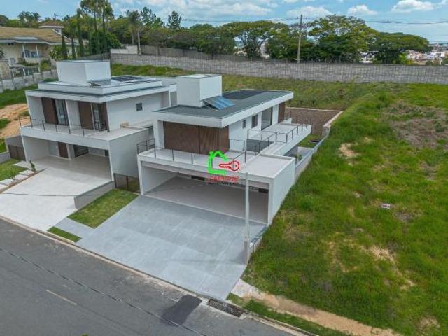 Casa de Condomínio para venda em Bosque de 305.00m² com 3 Quartos, 3 Suites e 4 Garagens