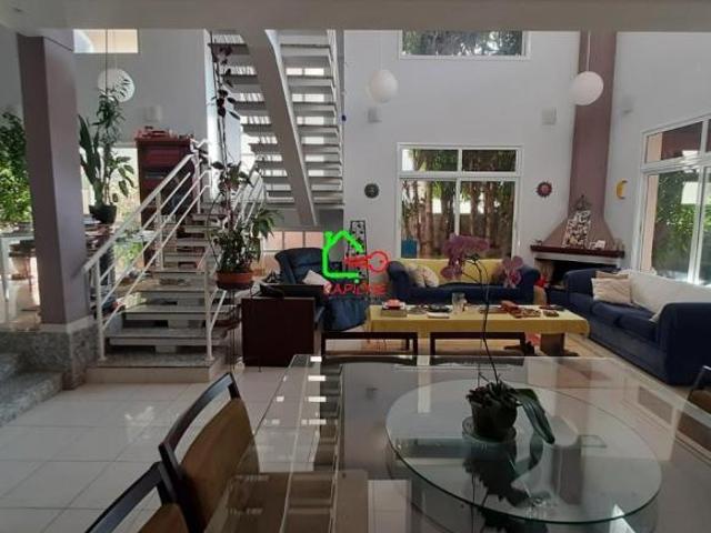 Casa de Condomínio para venda em Bosque de 417.00m² com 4 Quartos, 4 Suites e 5 Garagens
