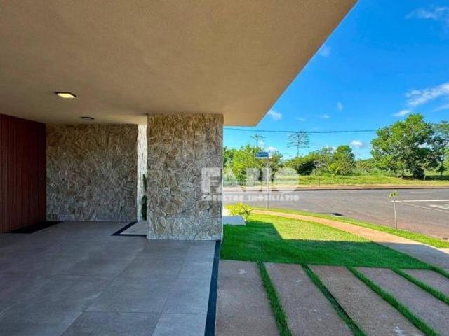 Casa de Condomínio para venda em Botanic Residence de 250.00m² com 3 Quartos, 3 Suites e 4 Garagens