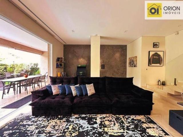 Casa de Condomínio para venda em Burle Marx de 455.00m² com 4 Quartos, 4 Suites e 2 Garagens