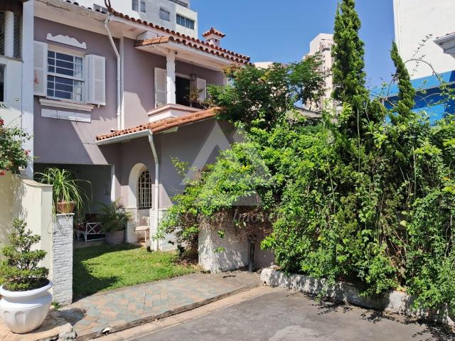 Casa de Condomínio para venda em Cambuci em São Paulo São Paulo de 260.00m² com 5 Quartos, 2 Suítes e 4 Garagens