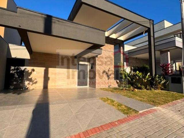 Casa de Condomínio para venda em Caminho Novo de 163.00m² com 3 Quartos, 1 Suite e 4 Garagens