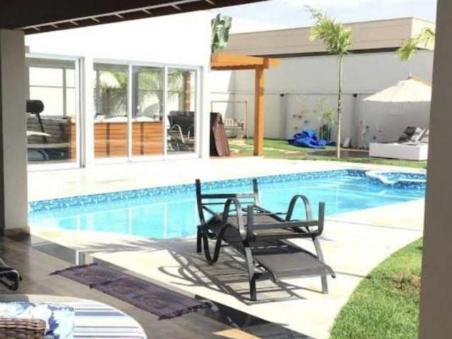 Casa de Condomínio para venda em Campestre de 650.00m² com 3 Quartos, 3 Suites e 4 Garagens