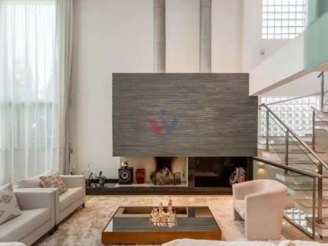 Casa de Condomínio para venda em Campo Comprido de 476.00m² com 1 Quarto, 4 Suites e 4 Garagens